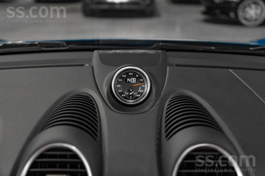 Blue Porsche Cayman 2019 in Riga, with an engine capacity of 2.00 L and mileage of 78 thousand km for 55000 €, photo 21 on AUTOMOTO.COM.LV