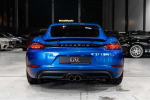 Zils Porsche Cayman 2019 Rīga, ar dzinēja tilpumu 1.99 L un nobraukumu 78 tūkst. km par 55000 €, foto 6 vietnē AUTOMOTO.COM.LV