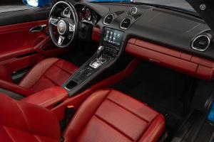 Zils Porsche Cayman 2019 Rīga, ar dzinēja tilpumu 1.99 L un nobraukumu 78 tūkst. km par 55000 €, foto 12 vietnē AUTOMOTO.COM.LV