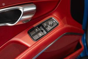 Zils Porsche Cayman 2019 Rīga, ar dzinēja tilpumu 1.99 L un nobraukumu 78 tūkst. km par 55000 €, foto 14 vietnē AUTOMOTO.COM.LV