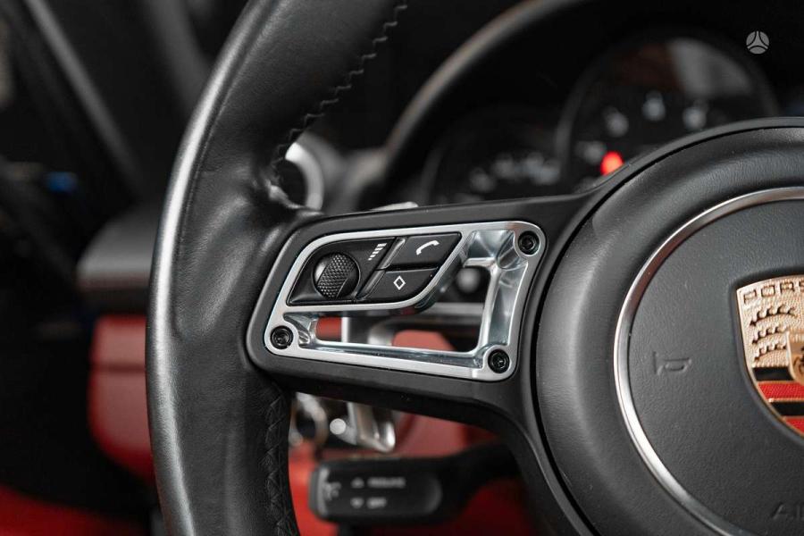 Zils Porsche Cayman 2019 Rīga, ar dzinēja tilpumu 1.99 L un nobraukumu 78 tūkst. km par 55000 €, foto 19 vietnē AUTOMOTO.COM.LV
