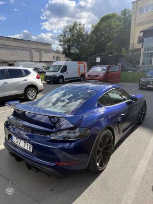 Blue Porsche Cayman 2022 in Vilnius, with an engine capacity of 4.00 L and mileage of 21 thousand km for 118999 €, photo 3 on AUTOMOTO.COM.LV