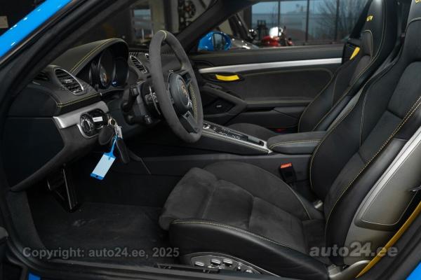 Blue Porsche Cayman 2023 in Riga, with an engine capacity of 4.00 L and mileage of 12 thousand km for 105000 €, photo 11 on AUTOMOTO.COM.LV