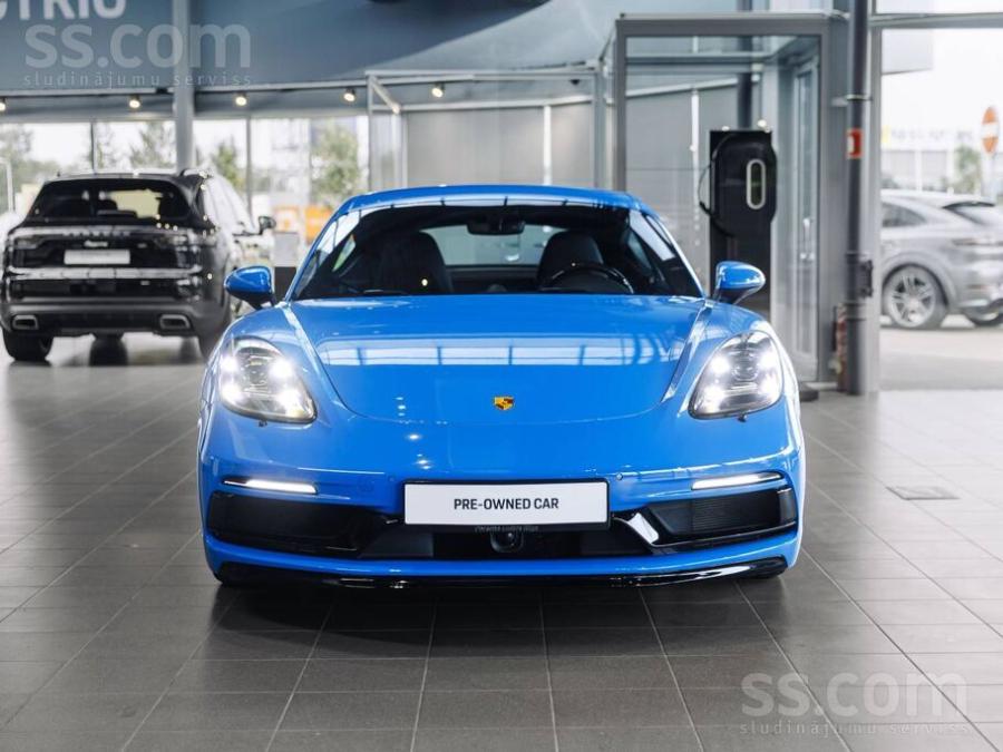 Blue Porsche Cayman 2024 in Riga, with an engine capacity of 4.00 L and mileage of 21 thousand km for 94700 €, photo 9 on AUTOMOTO.COM.LV