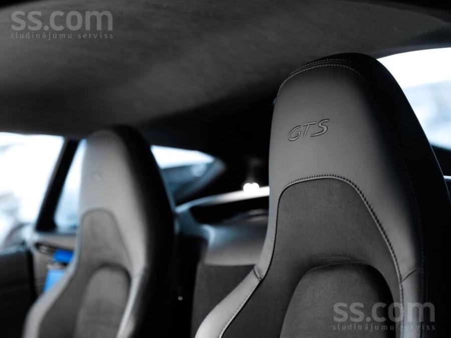 Blue Porsche Cayman 2024 in Riga, with an engine capacity of 4.00 L and mileage of 21 thousand km for 94700 €, photo 30 on AUTOMOTO.COM.LV
