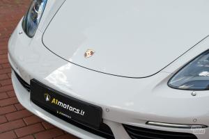 Porsche Cayman 2019 in Vilnius, with an engine capacity of 2.00 L and mileage of 58 thousand km for 54500 €, photo 5 on AUTOMOTO.COM.LV