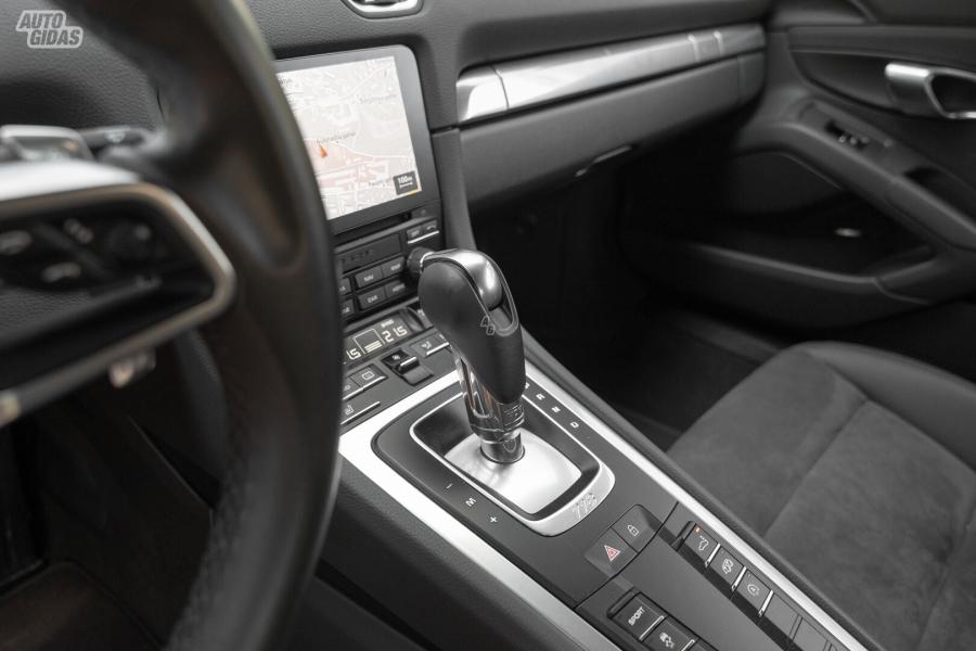 Porsche Cayman 2019 in Vilnius, with an engine capacity of 2.00 L and mileage of 58 thousand km for 54500 €, photo 30 on AUTOMOTO.COM.LV