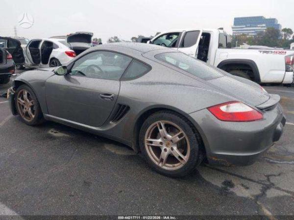 Pelēks Porsche Cayman 2008 Klaipėda, ar dzinēja tilpumu 2.69 L un nobraukumu 294 tūkst. km par 12000 €, foto 3 vietnē AUTOMOTO.COM.LV