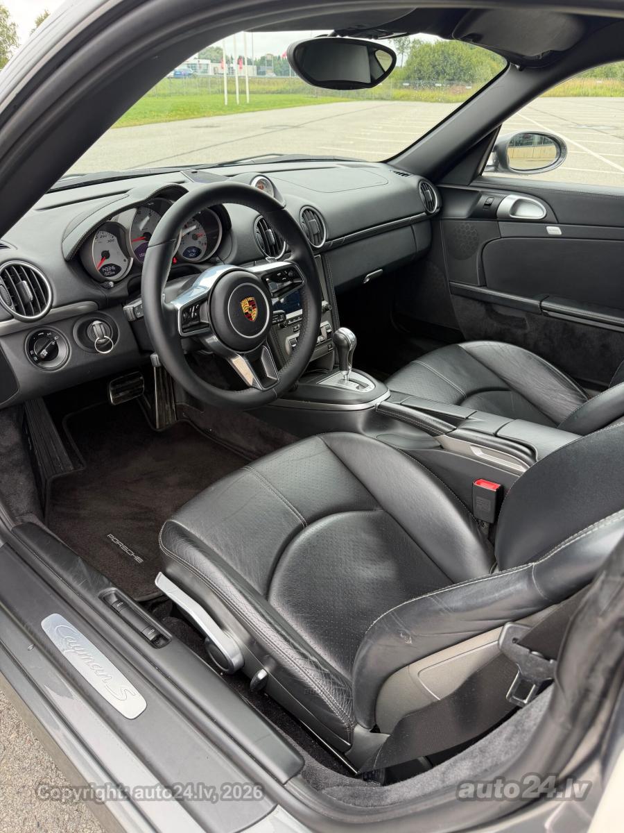 Grey Porsche Cayman 2009 in Tallinn, with an engine capacity of 3.40 L and mileage of 143 thousand km for 24990 €, photo 10 on AUTOMOTO.COM.LV