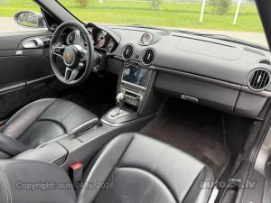 Grey Porsche Cayman 2009 in Tallinn, with an engine capacity of 3.40 L and mileage of 143 thousand km for 24990 €, photo 12 on AUTOMOTO.COM.LV