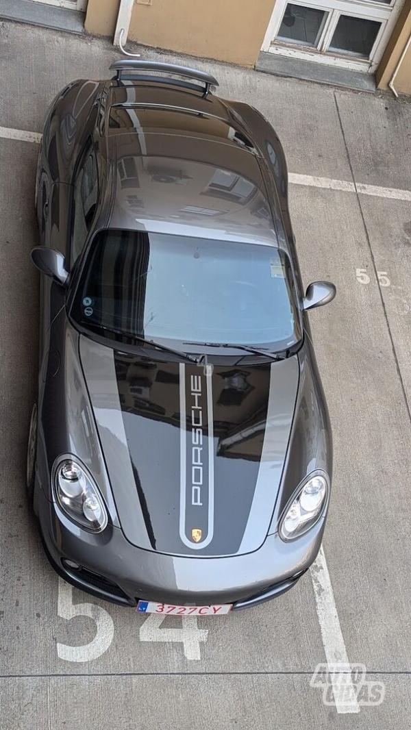 Pelēks Porsche Cayman 2011 Viļņa, ar dzinēja tilpumu 2.90 L un nobraukumu 145 tūkst. km par 26987 €, foto 6 vietnē AUTOMOTO.COM.LV