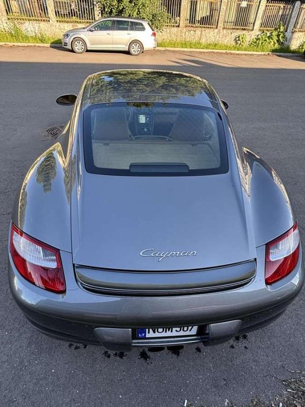 Pelēks Porsche Cayman 2012 Kauņa, ar dzinēja tilpumu 2.69 L un nobraukumu 115 tūkst. km par 24900 €, foto 5 vietnē AUTOMOTO.COM.LV