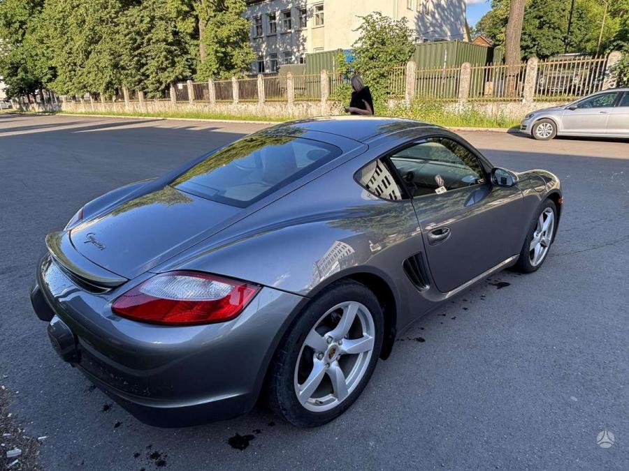 Pelēks Porsche Cayman 2012 Kauņa, ar dzinēja tilpumu 2.69 L un nobraukumu 115 tūkst. km par 24900 €, foto 5 vietnē AUTOMOTO.COM.LV