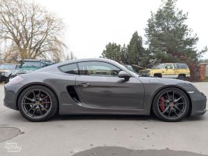 Pelēks Porsche Cayman 2014 Kauņa, ar dzinēja tilpumu 3.40 L un nobraukumu 137 tūkst. km par 40500 €, foto 3 vietnē AUTOMOTO.COM.LV