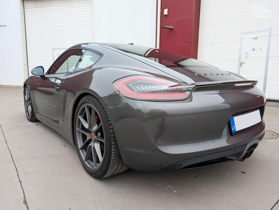 Pelēks Porsche Cayman 2014 Kauņa, ar dzinēja tilpumu 3.40 L un nobraukumu 137 tūkst. km par 40500 €, foto 4 vietnē AUTOMOTO.COM.LV