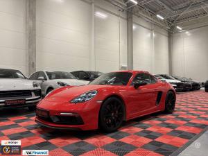 Red Porsche Cayman 2021 in Vilnius, with an engine capacity of 4.00 L and mileage of 83 thousand km for 70000 €, photo  on AUTOMOTO.COM.LV