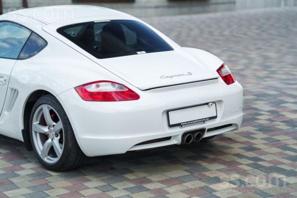 Balts Porsche Cayman 2008 Rīga, ar dzinēja tilpumu 3.40 L un nobraukumu 97 tūkst. km par 22500 €, foto 9 vietnē AUTOMOTO.COM.LV