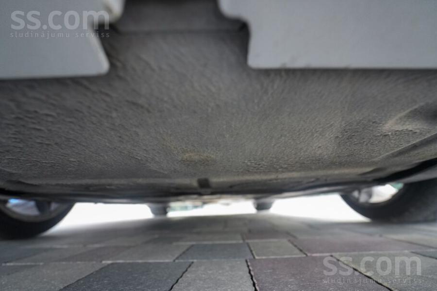 Balts Porsche Cayman 2008 Rīga, ar dzinēja tilpumu 3.40 L un nobraukumu 97 tūkst. km par 22500 €, foto 17 vietnē AUTOMOTO.COM.LV