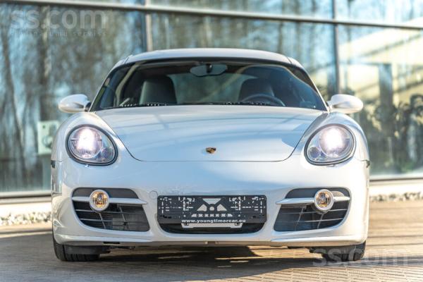 White Porsche Cayman 2008 in Riga, with an engine capacity of 3.40 L and mileage of 97 thousand km for 23500 €, photo 2 on AUTOMOTO.COM.LV