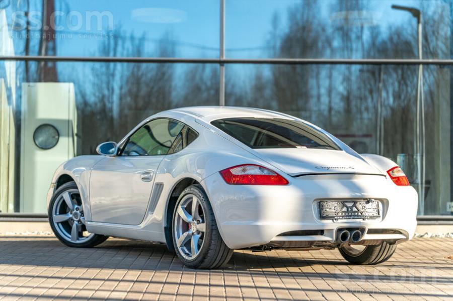 Balts Porsche Cayman 2008 Rīga, ar dzinēja tilpumu 3.40 L un nobraukumu 97 tūkst. km par 23500 €, foto 5 vietnē AUTOMOTO.COM.LV