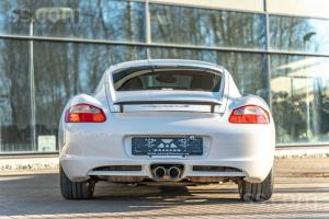 Balts Porsche Cayman 2008 Rīga, ar dzinēja tilpumu 3.40 L un nobraukumu 97 tūkst. km par 23500 €, foto 6 vietnē AUTOMOTO.COM.LV