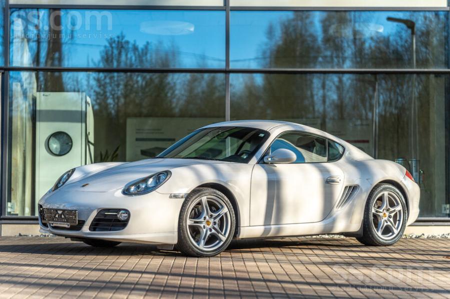 White Porsche Cayman 2009 in Riga, with an engine capacity of 2.90 L and mileage of 44 thousand km for 31000 €, photo 1 on AUTOMOTO.COM.LV