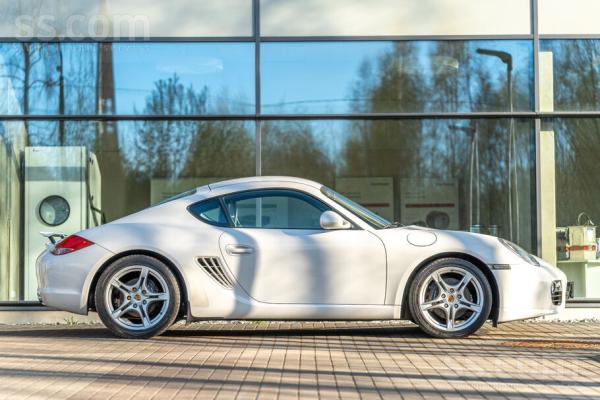 White Porsche Cayman 2009 in Riga, with an engine capacity of 2.90 L and mileage of 44 thousand km for 31000 €, photo 4 on AUTOMOTO.COM.LV