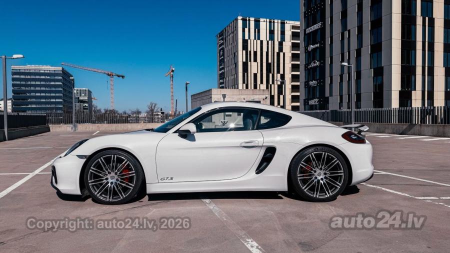 White Porsche Cayman 2016 in Tallinn, with an engine capacity of 3.40 L and mileage of 115 thousand km for 67981 €, photo 7 on AUTOMOTO.COM.LV