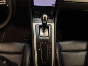 Balts Porsche Cayman 2017 Viļņa, ar dzinēja tilpumu 2.00 L un nobraukumu 53 tūkst. km par 52990 €, foto 19 vietnē AUTOMOTO.COM.LV