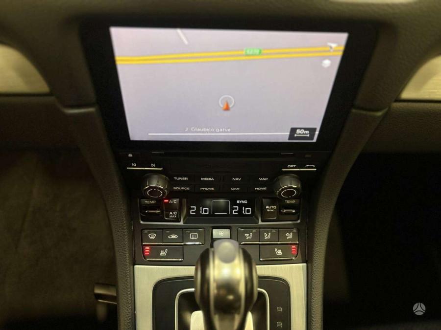 Balts Porsche Cayman 2017 Viļņa, ar dzinēja tilpumu 2.00 L un nobraukumu 53 tūkst. km par 52990 €, foto 20 vietnē AUTOMOTO.COM.LV
