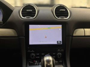 Balts Porsche Cayman 2017 Viļņa, ar dzinēja tilpumu 2.00 L un nobraukumu 53 tūkst. km par 52990 €, foto 23 vietnē AUTOMOTO.COM.LV