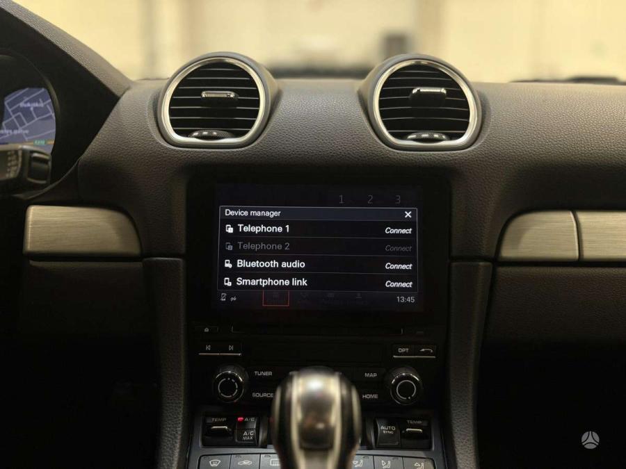 Balts Porsche Cayman 2017 Viļņa, ar dzinēja tilpumu 2.00 L un nobraukumu 53 tūkst. km par 52990 €, foto 25 vietnē AUTOMOTO.COM.LV