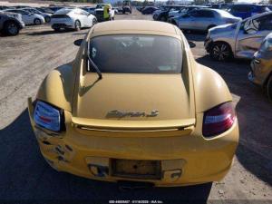 Yellow Porsche Cayman 2006 in Klaipeda, with an engine capacity of 3.39 L and mileage of 143 thousand km for 9600 €, photo 16 on AUTOMOTO.COM.LV