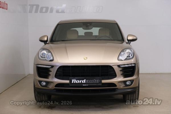 Beige Porsche Macan 2016 in Tallinn, with an engine capacity of 2.00 L and mileage of 34 thousand km for 34900 €, photo 3 on AUTOMOTO.COM.LV