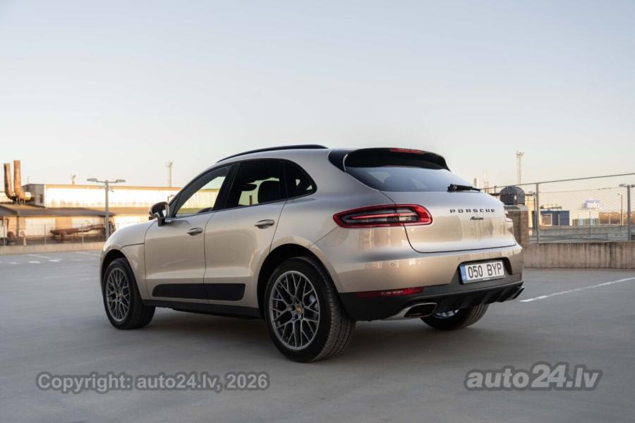 Smilšu krāsa Porsche Macan 2018 Tallina, ar dzinēja tilpumu 2.00 L un nobraukumu 115 tūkst. km par 39400 €, foto 2 vietnē AUTOMOTO.COM.LV