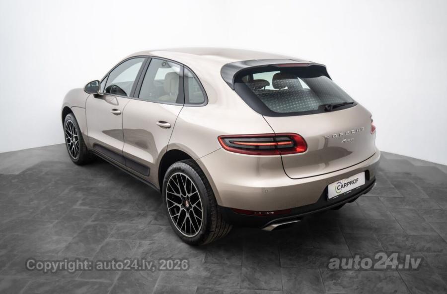 Smilšu krāsa Porsche Macan 2016 Tallina, ar dzinēja tilpumu 2.00 L un nobraukumu 34 tūkst. km par 34900 €, foto 6 vietnē AUTOMOTO.COM.LV