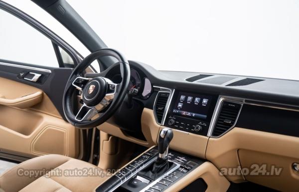 Smilšu krāsa Porsche Macan 2016 Tallina, ar dzinēja tilpumu 2.00 L un nobraukumu 34 tūkst. km par 34900 €, foto 11 vietnē AUTOMOTO.COM.LV
