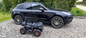 Black Porsche Macan 2014 in Klaipeda, with an engine capacity of 2.97 L and mileage of 249 thousand km for 23500 €, photo 6 on AUTOMOTO.COM.LV