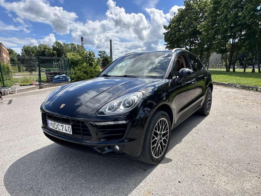 Melns Porsche Macan 2014 Klaipėda, ar dzinēja tilpumu 3.00 L un nobraukumu 95 tūkst. km par 24900 €, foto 3 vietnē AUTOMOTO.COM.LV