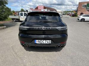 Melns Porsche Macan 2014 Klaipėda, ar dzinēja tilpumu 3.00 L un nobraukumu 95 tūkst. km par 24900 €, foto 8 vietnē AUTOMOTO.COM.LV