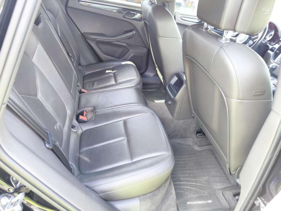 Melns Porsche Macan 2014 Rokiškis, ar dzinēja tilpumu 2.97 L un nobraukumu 258 tūkst. km par 22500 €, foto 21 vietnē AUTOMOTO.COM.LV