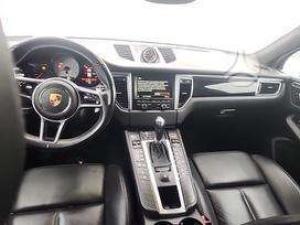 Black Porsche Macan 2015 in Siauliai, with an engine capacity of 3.00 L and mileage of 144 thousand km for 10500 €, photo 11 on AUTOMOTO.COM.LV