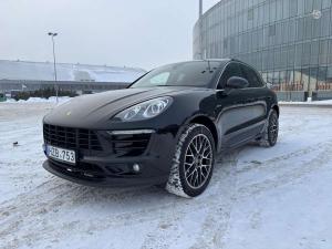 Melns Porsche Macan 2015 Šauļi, ar dzinēja tilpumu 2.97 L un nobraukumu 228 tūkst. km par 28000 €, foto 3 vietnē AUTOMOTO.COM.LV
