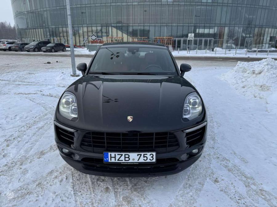 Melns Porsche Macan 2015 Šauļi, ar dzinēja tilpumu 2.97 L un nobraukumu 228 tūkst. km par 28000 €, foto 4 vietnē AUTOMOTO.COM.LV
