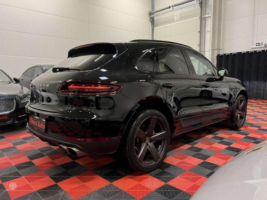 Melns Porsche Macan 2015 Viļņa, ar dzinēja tilpumu 3.00 L un nobraukumu 101 tūkst. km par 26490 €, foto 4 vietnē AUTOMOTO.COM.LV