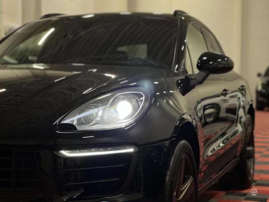 Melns Porsche Macan 2015 Viļņa, ar dzinēja tilpumu 3.00 L un nobraukumu 101 tūkst. km par 26490 €, foto 8 vietnē AUTOMOTO.COM.LV