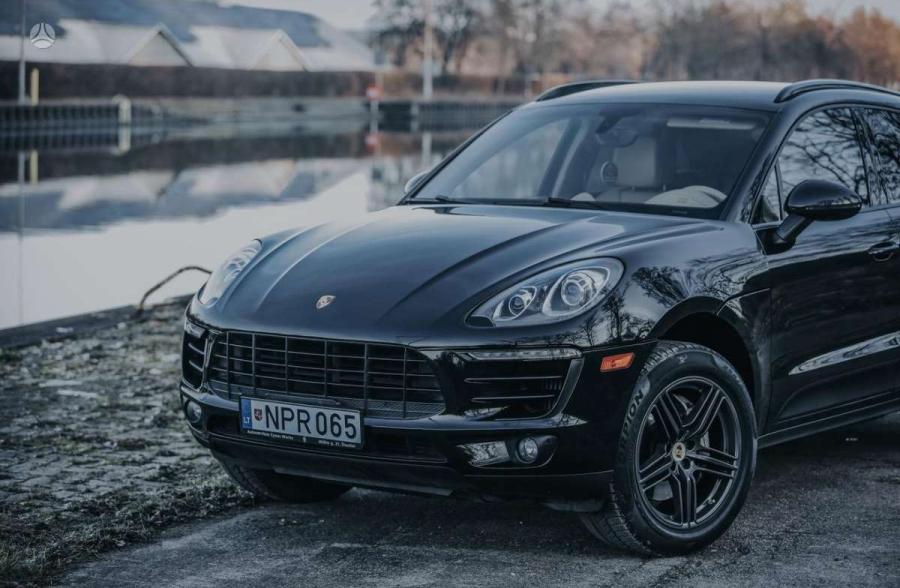 Melns Porsche Macan 2015 Šauļi, ar dzinēja tilpumu 3.00 L un nobraukumu 148 tūkst. km par 23400 €, foto 1 vietnē AUTOMOTO.COM.LV