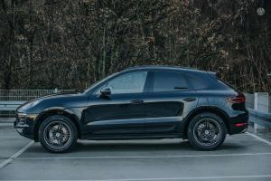 Melns Porsche Macan 2015 Šauļi, ar dzinēja tilpumu 3.00 L un nobraukumu 148 tūkst. km par 23400 €, foto 12 vietnē AUTOMOTO.COM.LV