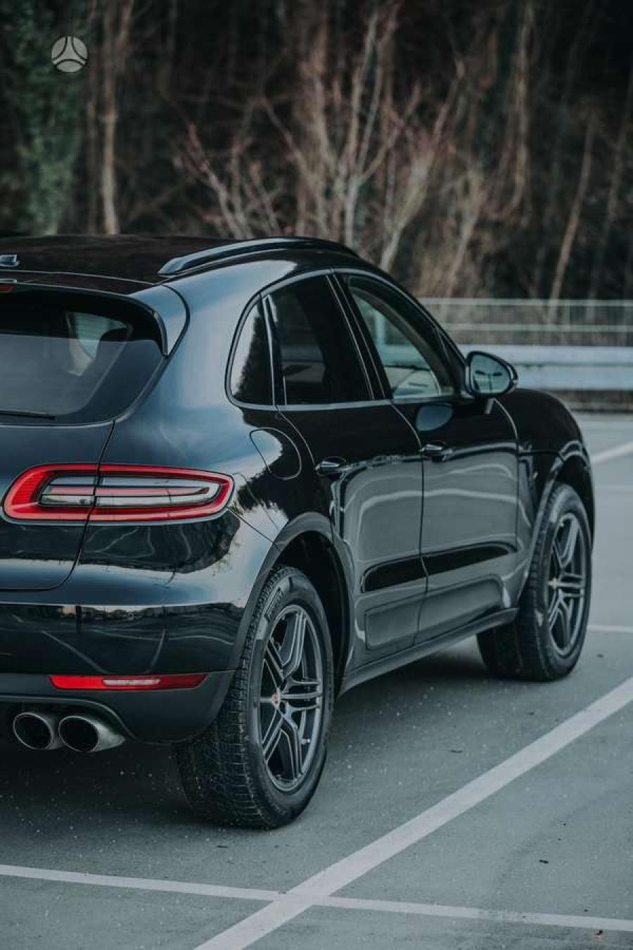 Melns Porsche Macan 2015 Šauļi, ar dzinēja tilpumu 3.00 L un nobraukumu 148 tūkst. km par 23400 €, foto 13 vietnē AUTOMOTO.COM.LV