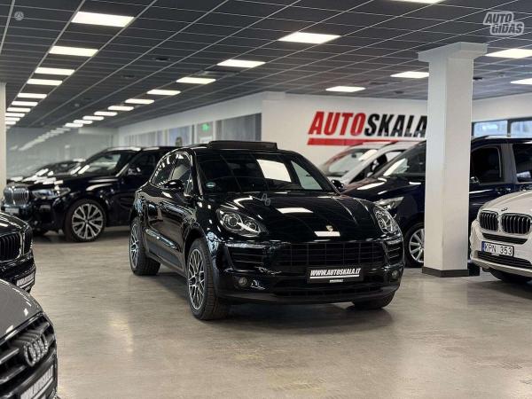 Black Porsche Macan 2015 in Klaipeda, with an engine capacity of 3.00 L and mileage of 196 thousand km for 24750 €, photo 6 on AUTOMOTO.COM.LV